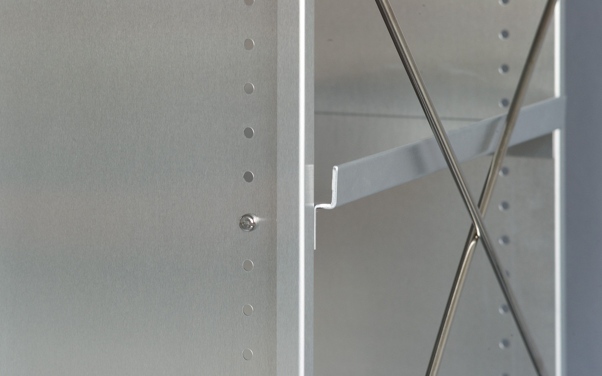 Aluminium Shelf | Lehni swiss made