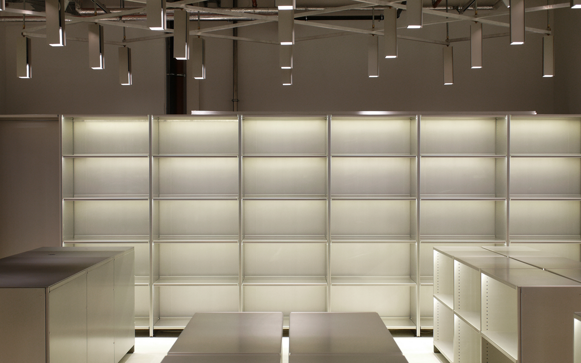 Aluminium Shelf | Lehni swiss made